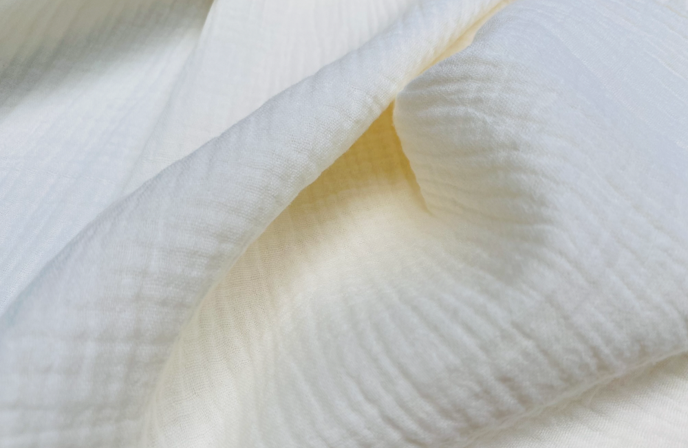 Leopard Spots Brown Small – Family Fabrics B.V.